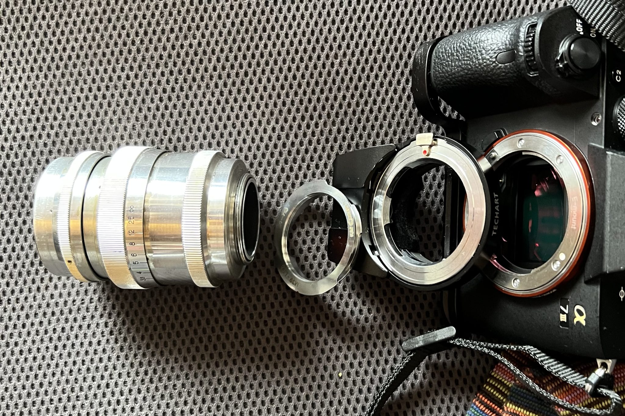 ブルー＆ホワイトの使者！？Jupiter9 85mm f2（ジュピター）｜レビュー＆作例 - くららのレンズ沼